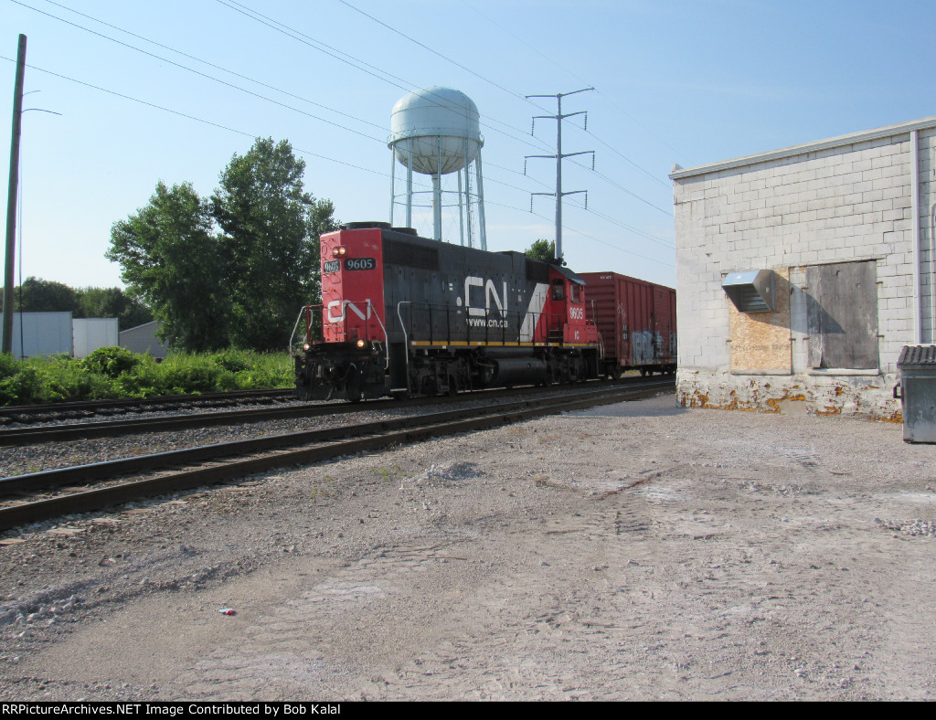 CN 9605 doing some switching in the CN Yard